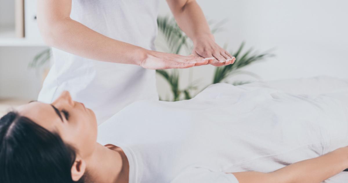 Therapeutic Touch | CAM Cancer